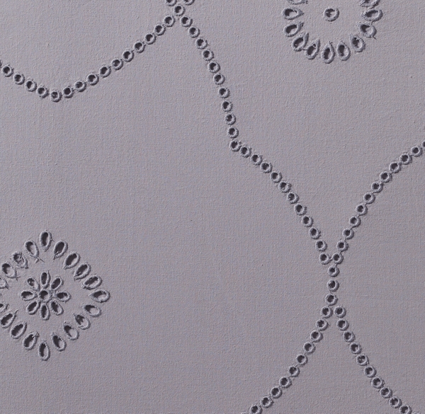 Eyelet Quatrefoil Bedding Swatch